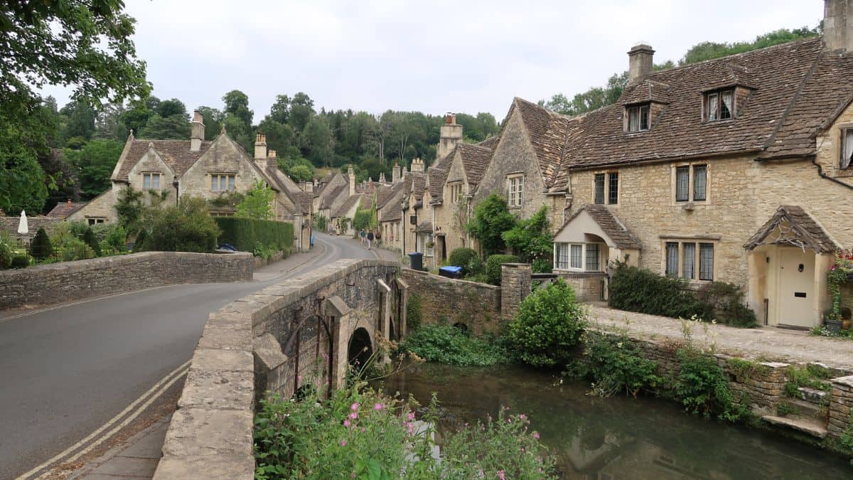 5 Beautiful Cotswold Villages to Visit