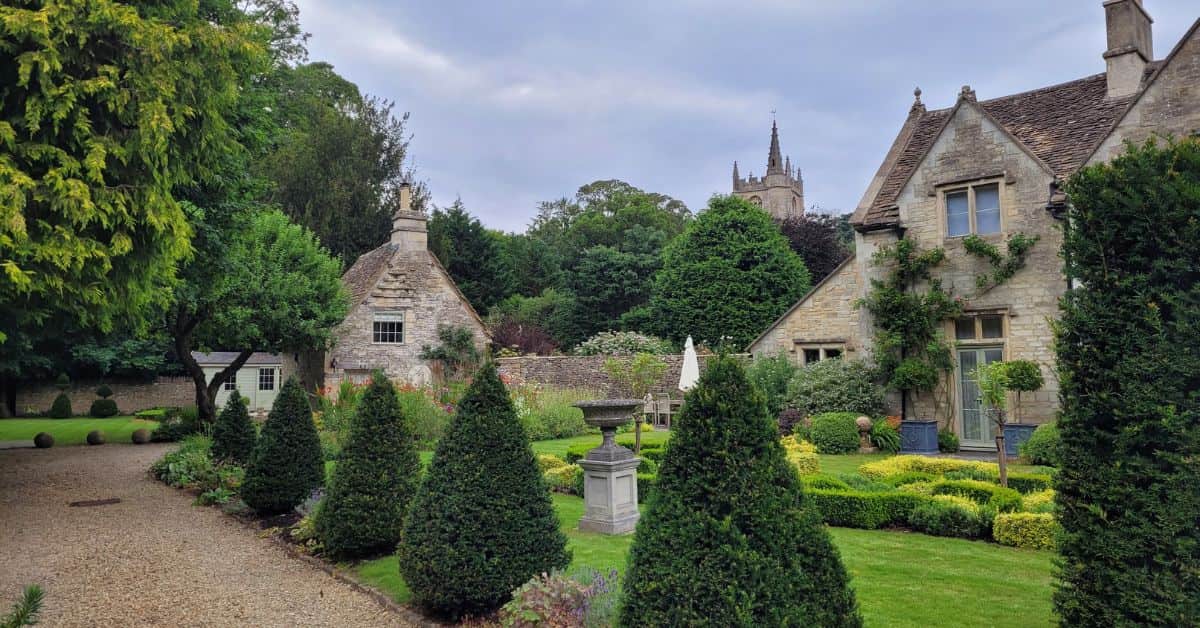 5 Beautiful Cotswold Villages to Visit