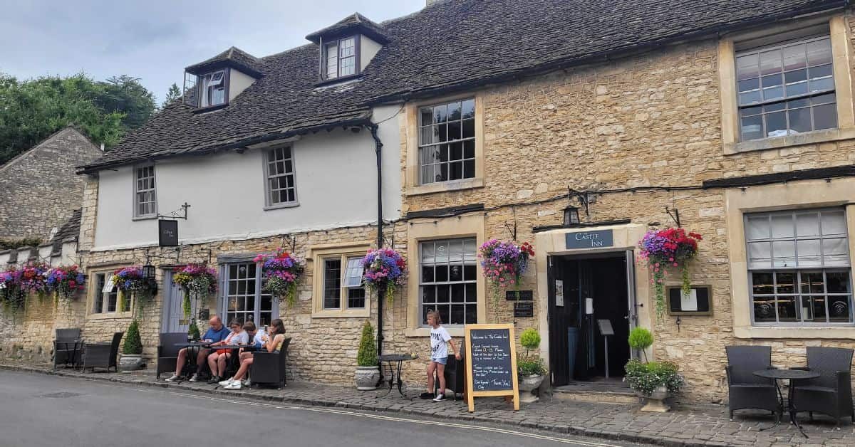 5 Beautiful Cotswold Villages to Visit