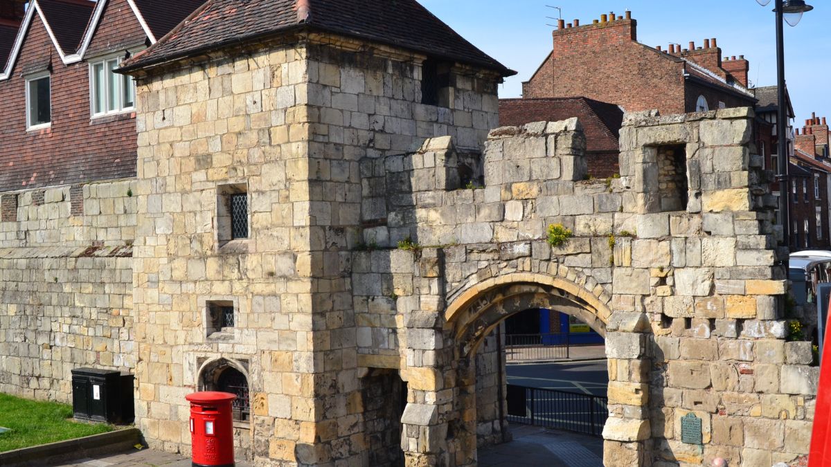 Weekend in York Itinerary: How to Spend 2 Incredible Days!