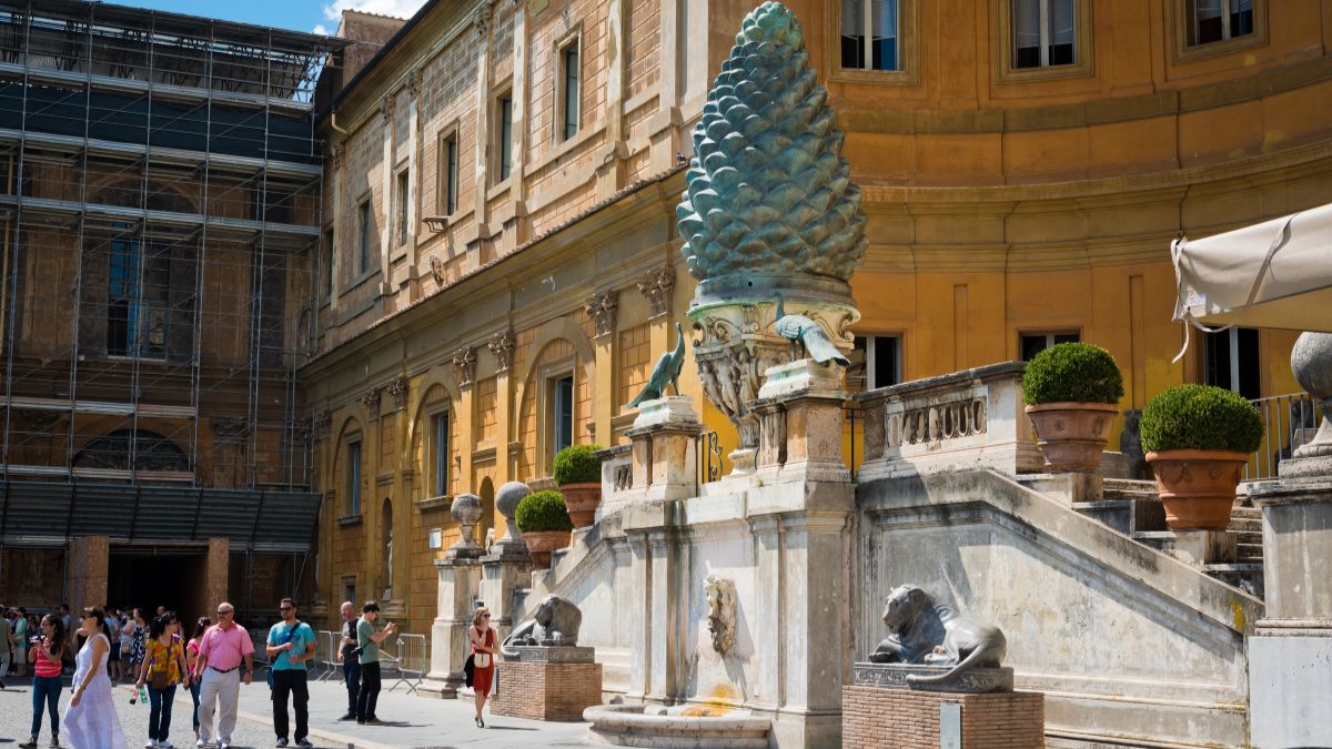 Top 10 Things to See at the Vatican Museum