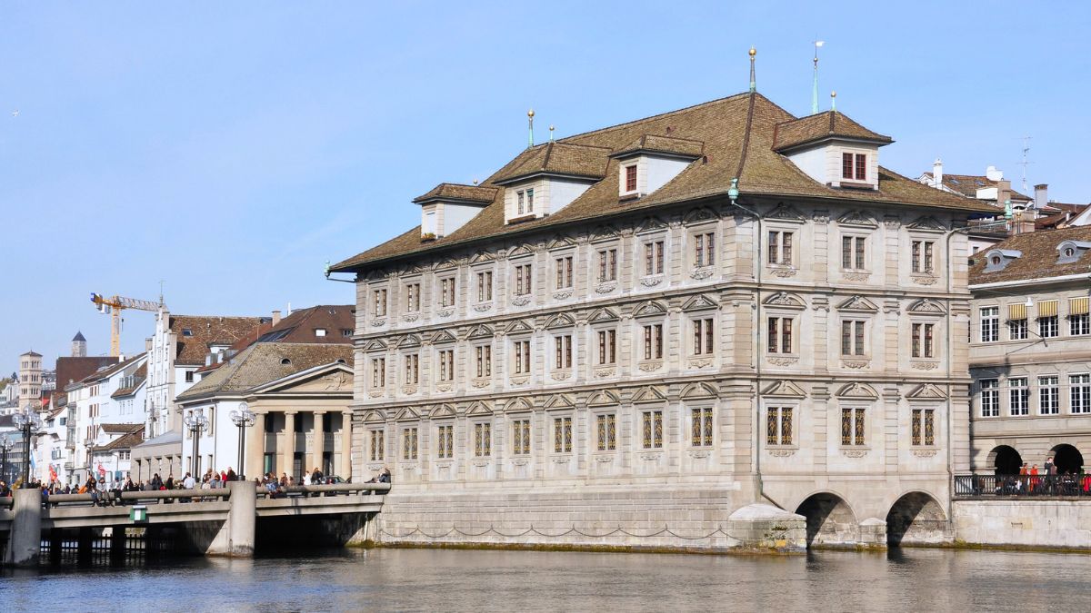 How to Spend an Enjoyable One Day in Zurich, Switzerland